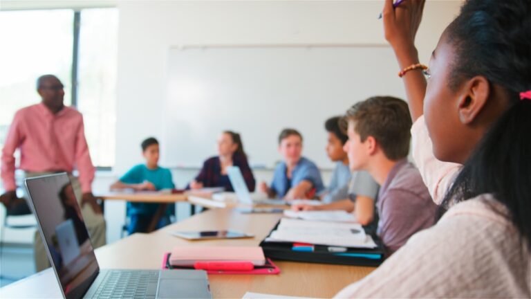 5 klasseromsledelseteknikker for lærere på videregående skole
